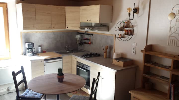 Mignon Petit Appartement En Centre Ville - Briançon