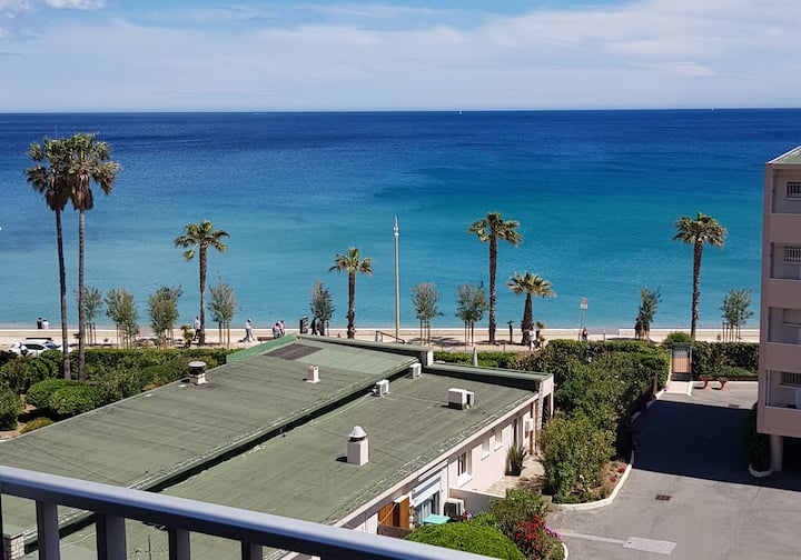 Appartement Vue Panoramique Mer, Pieds Dans L'eau - Le Lavandou