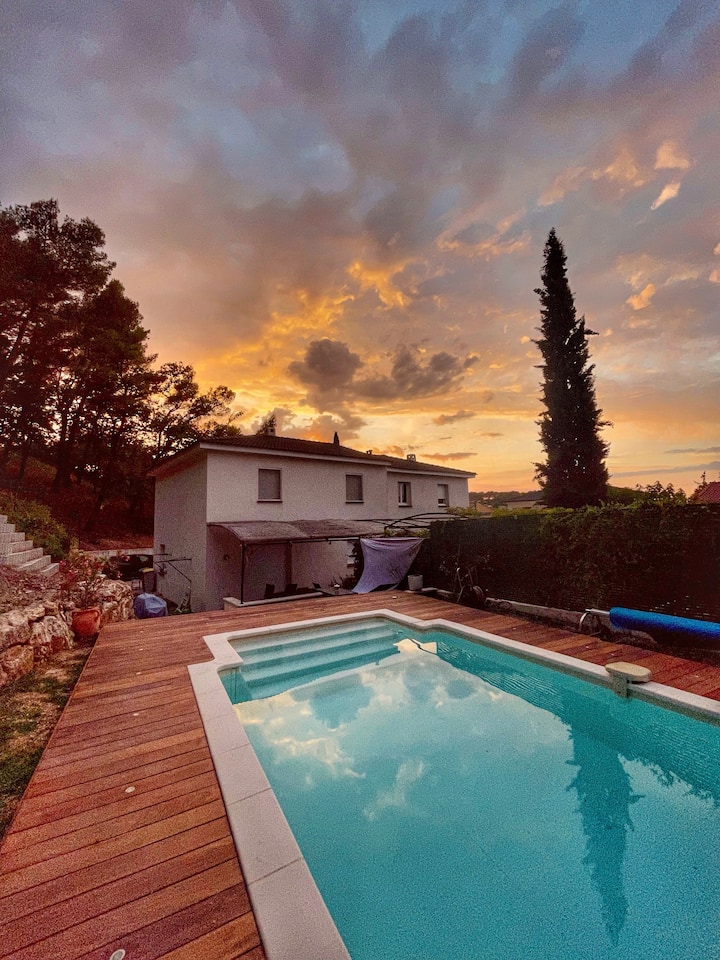 Maison Chaleureuse Avec Piscine Idéal Pour Famille - Gardanne