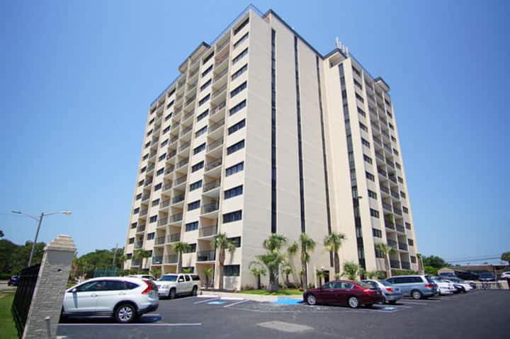 1 Br, 2 Queens, Just Updated, 2 Min Walk To Beach - Myrtle Beach, SC