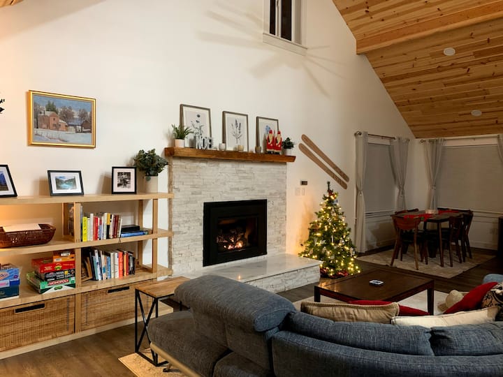 Mountain Getaway: Hiking, Skiing, + Relaxing - Skykomish, WA