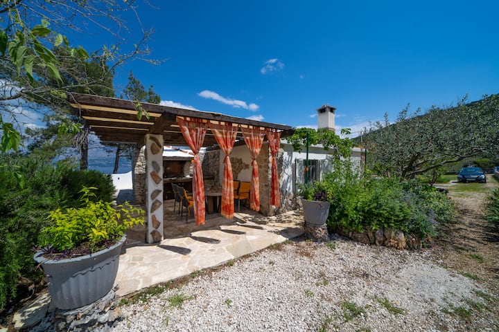 Voscica Stone Cottage - Island Brac - Brač
