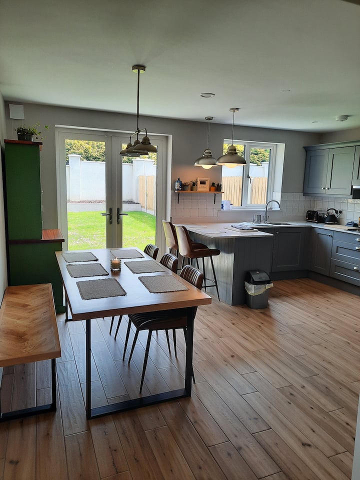 Sligo Holiday Rentals & Homes - County Sligo, Ireland | Airbnb