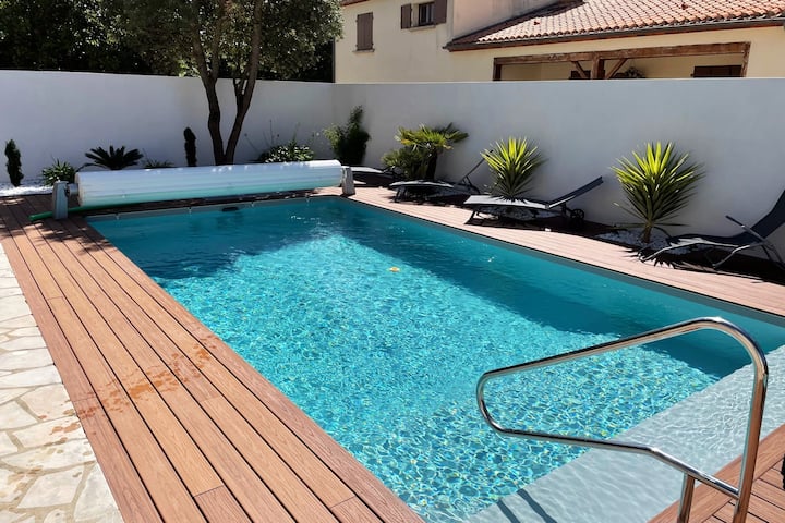 Villa Avec Une Piscine Chauffée à 900 M De La Mer - Vendée