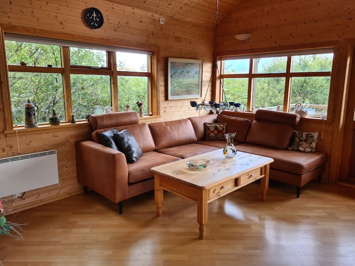 Entire Cottage In Private Area. - Islande