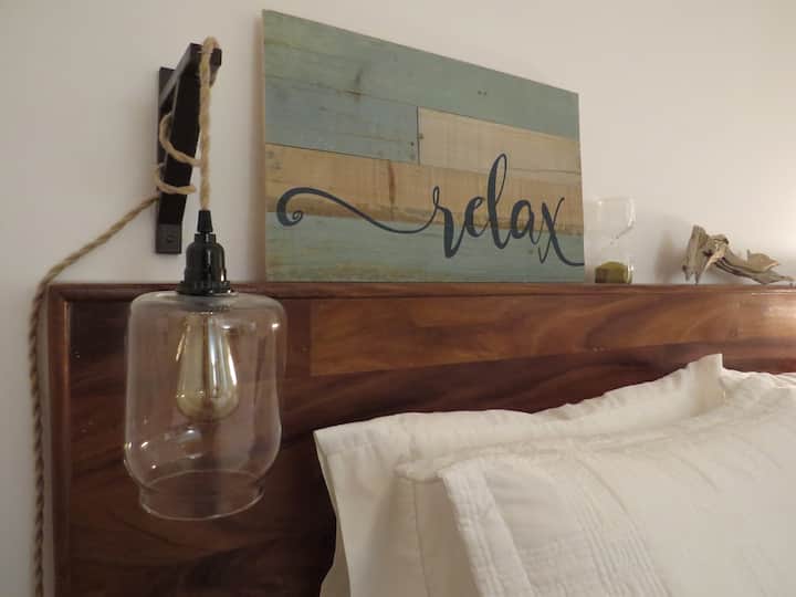 Stylish Beach Villa, View La La! - La Paz