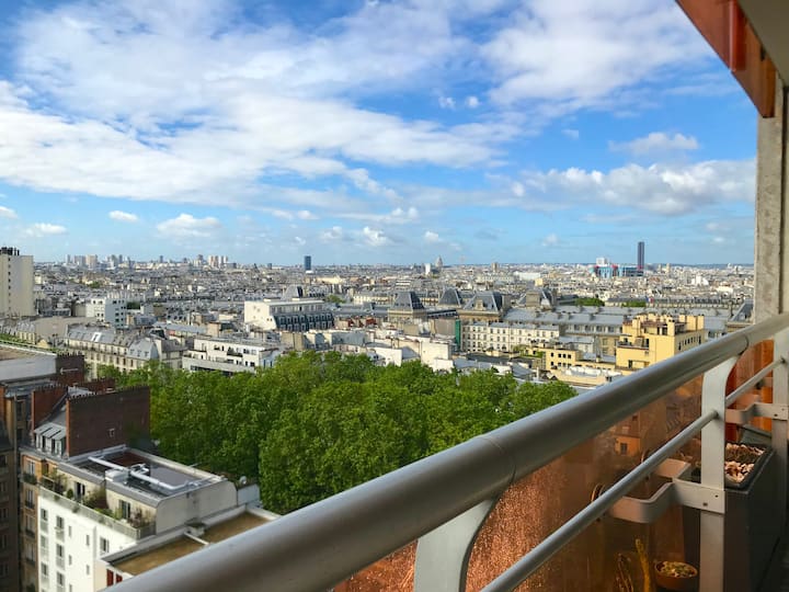 Panoramic View Over All Of Paris - With A/c - París