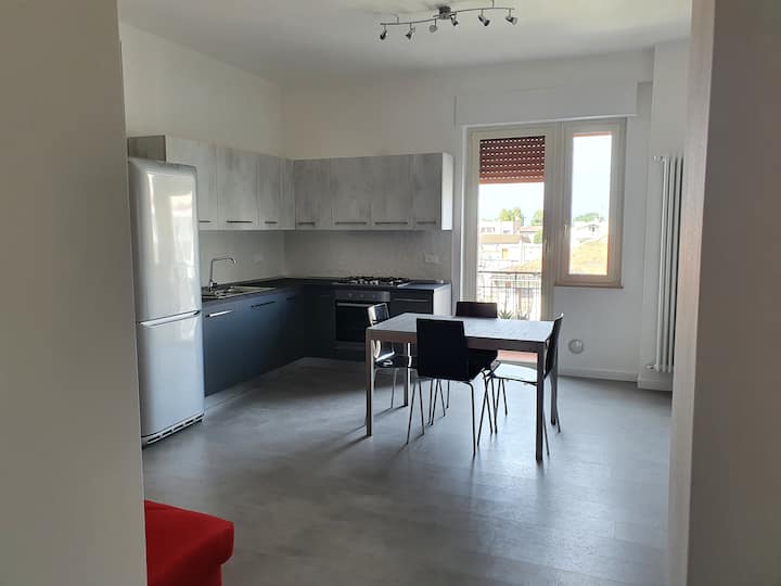 Pescara Renovated Apartment 300 Mt From Seaside - Pescara