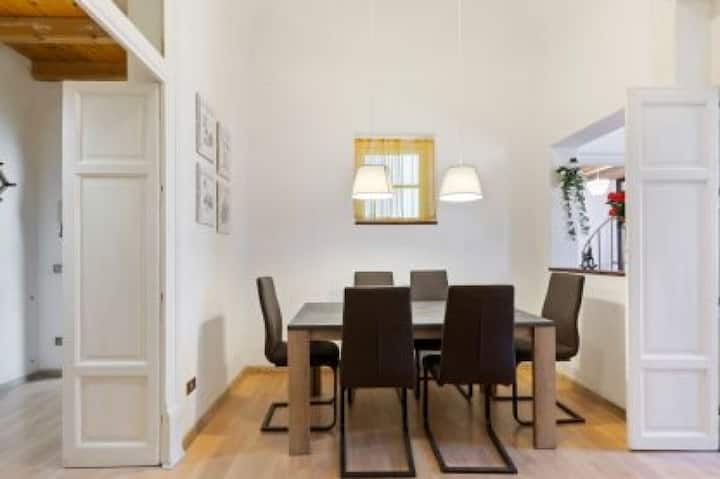 Stanza Privata In Elegante Appartamento A Palermo - パレルモ