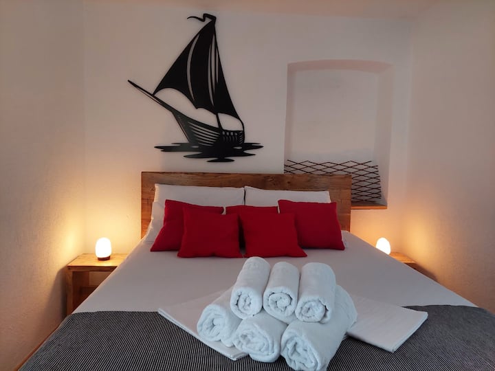 Teuta Apartment 21: Best New Apartment In Old Town - Stari Grad