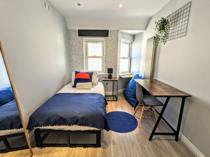 Stylish Single En Suite Room Close To The Beach - Brighton