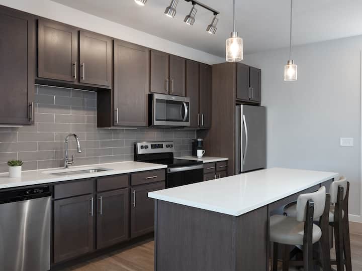 Modern 2 Bed | Pet & Wfh Friendly - Austin, TX