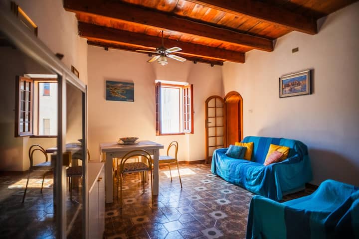 Hidden Gem With Sea View On Historical Bastions - Alghero