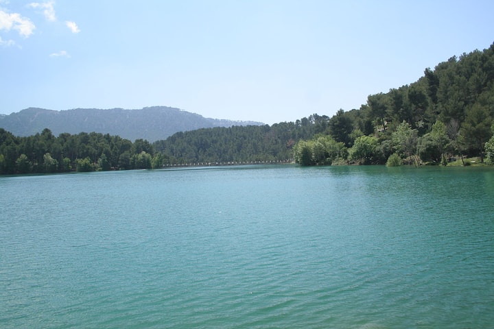 Bas De Villa Avec Jardin, Au Calme, 10 Mn Plage - Var