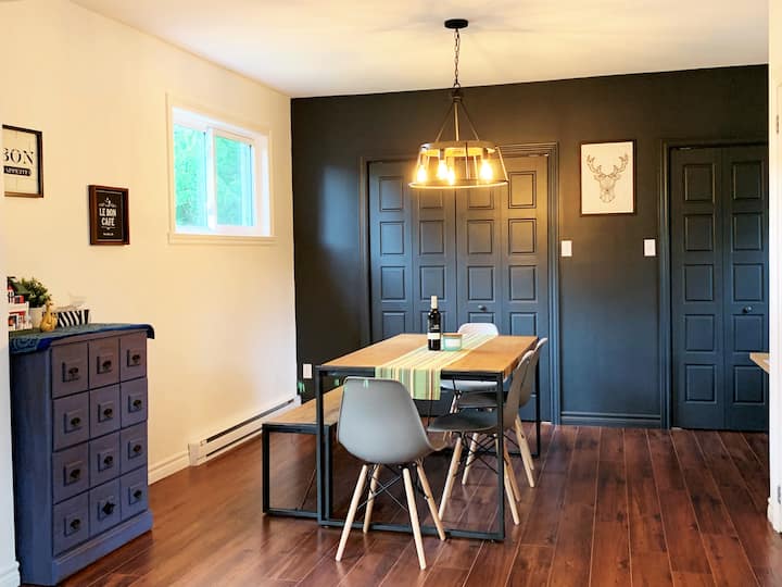 Fully Renovated Modern Chalet - Laurentides