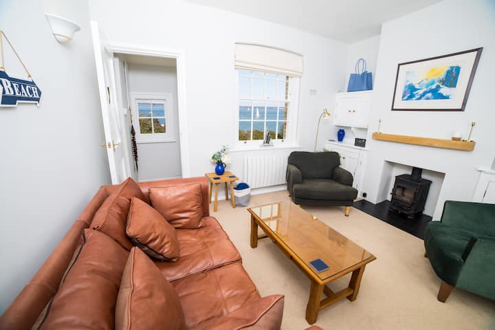Fabulous Coastal Cottage On The Edge Of A Woodland Nature Reserve - Isle of Wight
