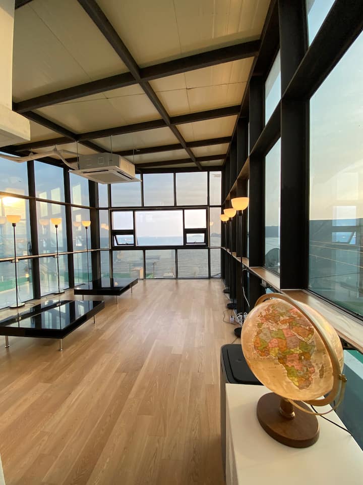 1組限定　旧市街の釜山、ヒンヨウルマウルからの絶景 - Busan