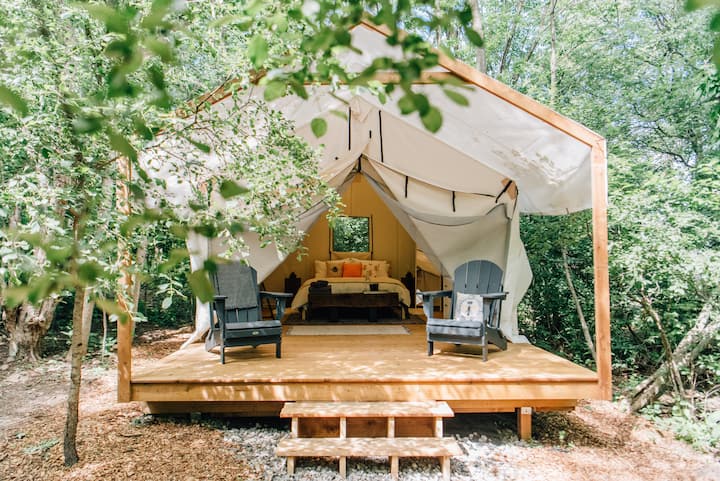 Luxury Glamping On Elora Sunflower Farm - Honeybee - Fergus