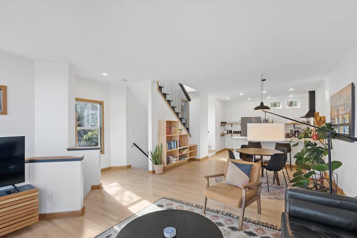 Melrose Place - Portland, OR