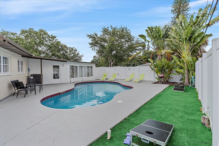 Florida Living - Longboat Key, FL