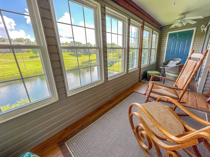 Up To 50% Off | No Stairs | Water & Golf View - Branson, MO