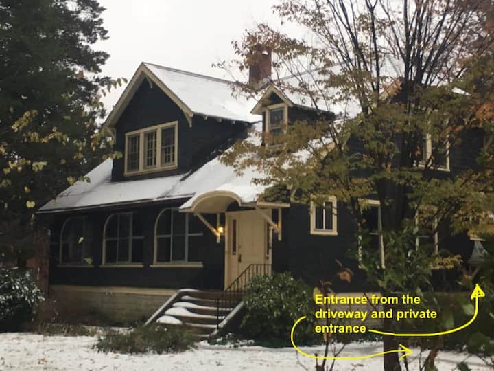 Charming City Dwelling - Baltimore, MD