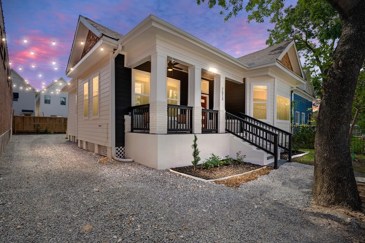 Designer Houston Home. Sleeps 12. Near Breweries - Houston, TX