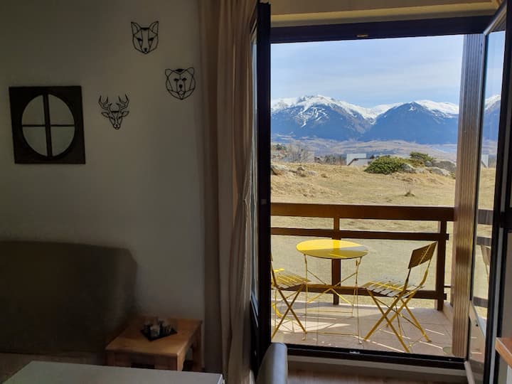 Joli Studio Avec Superbe Vue Sur Le Cambre D'aze - Bolquère