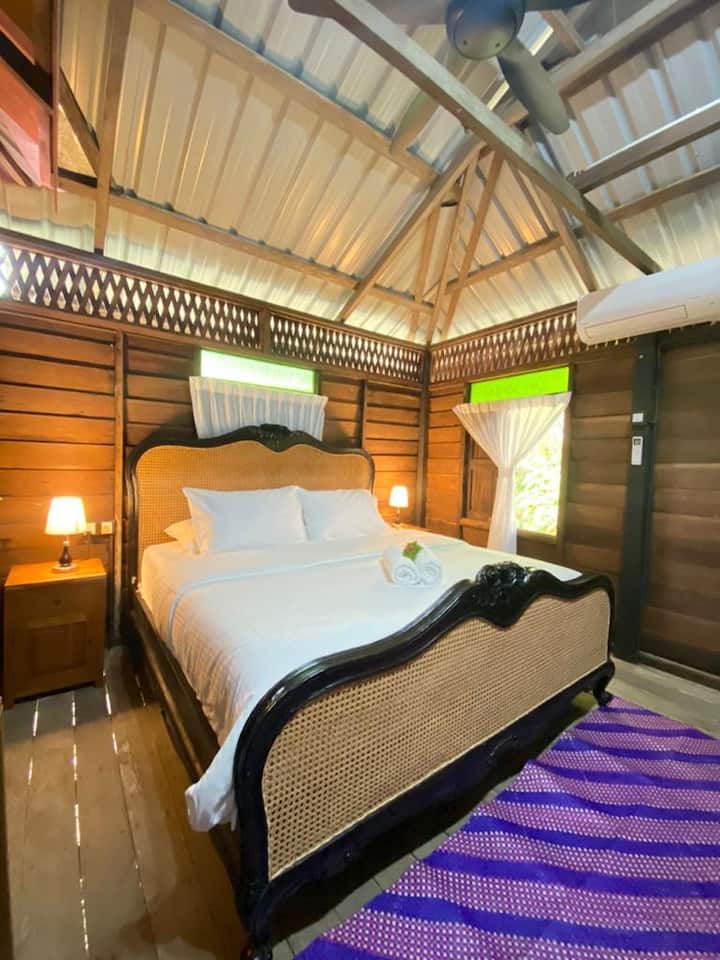 Tandang Seri Village (Rumah Mak Tayang) - Malaysia