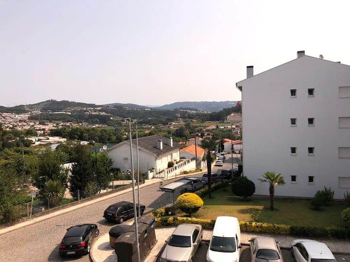 à Guimaraes Agréable Appartement,secteur Calme Proche Des Commerces - Guimarães