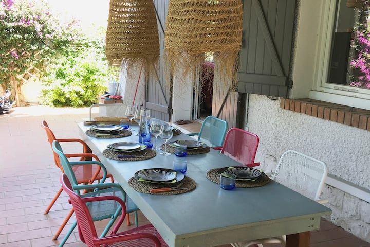 Bas De Villa Très Proche De La Plage - Le Lavandou