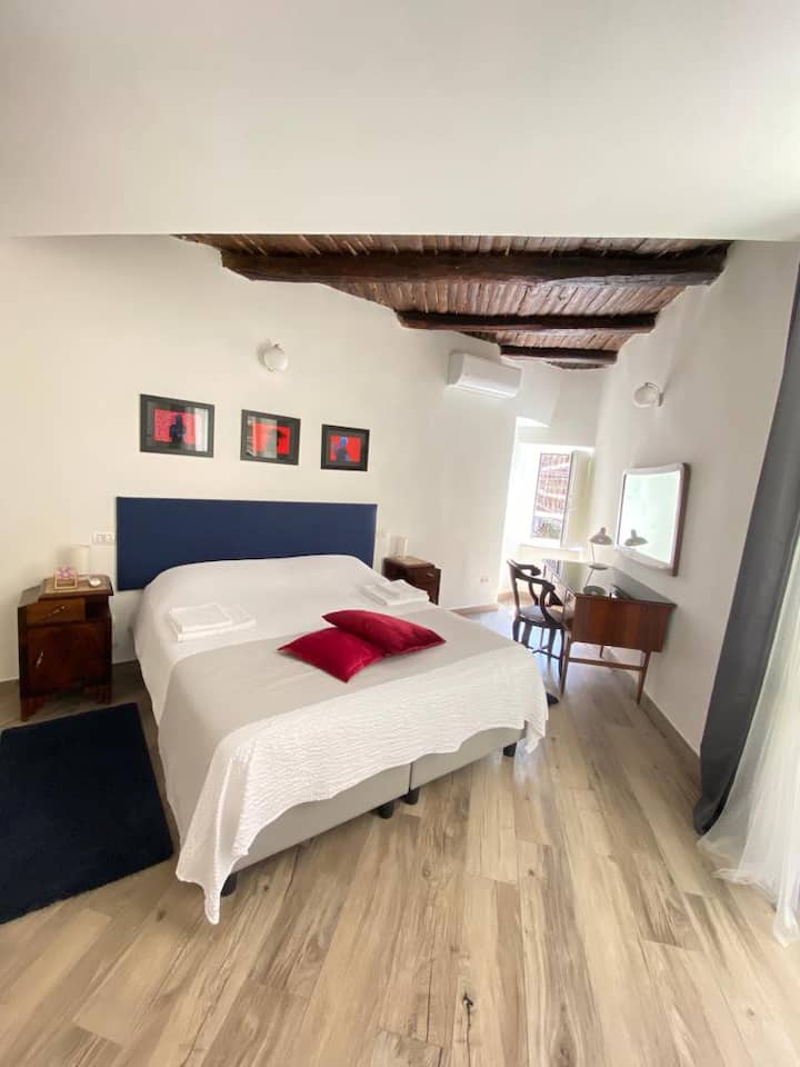 Casa Curi - Naples