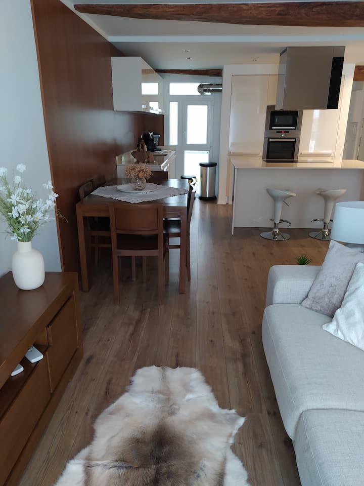 Piso Exclusivo A 50m De La Playa En Donosti-centro - San Sebastián