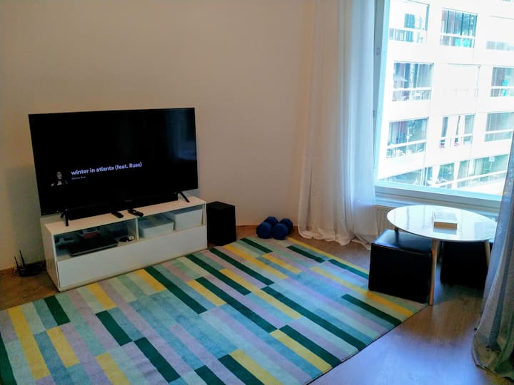 Cozy 1 Bedroom Apartment With Free Parking On Site - Vantaa