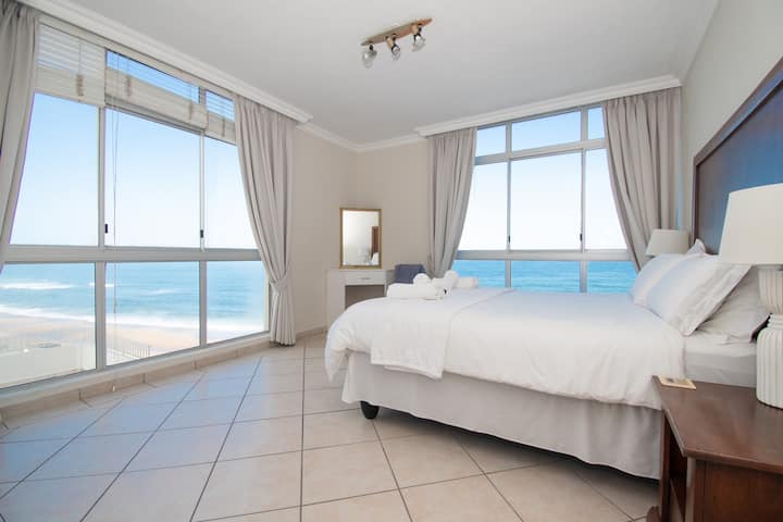 802 Marbella Ocean View Beachfront Suite, Umhlanga - Umhlanga