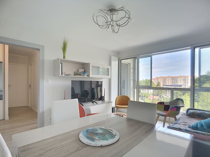Joli Appartement, 2 Personnes, Au Coeur D'anglet - Anglet