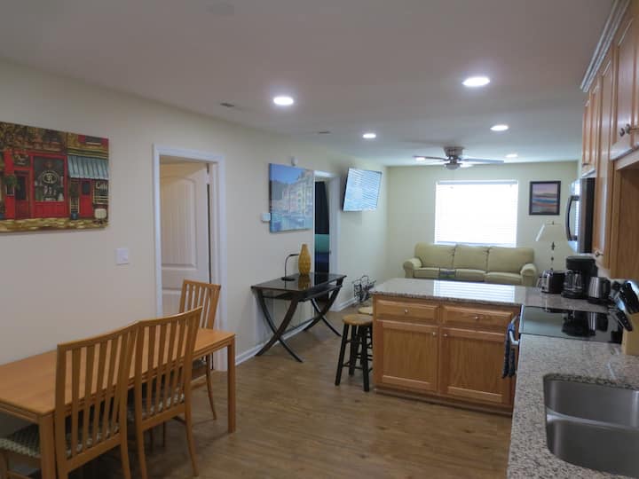 Old North Durham Apartment - North Carolina