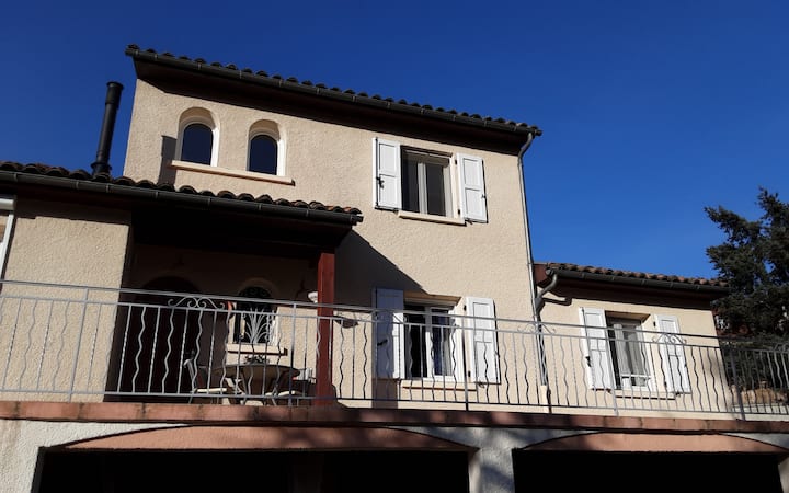 Grand T1 Meublé - Saint-Flour