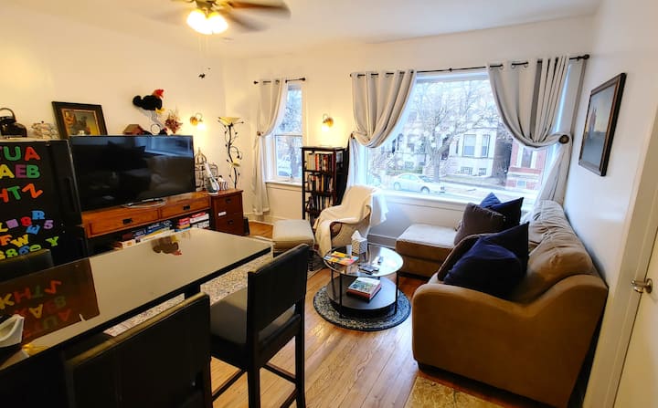 Private 2-bedroom 1.5 Bath W/ Living Room - Fuller Park - Chicago