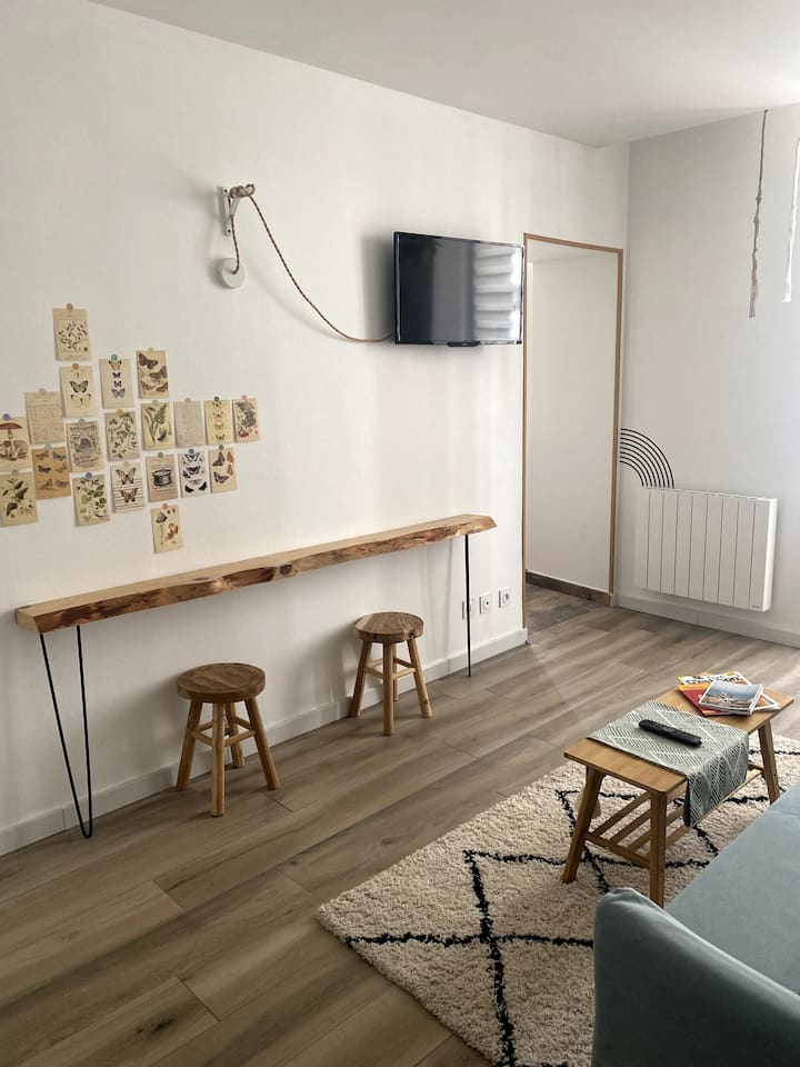 Point De Départ Idéal Pour Explorer La Ville ! - Aix-les-Bains