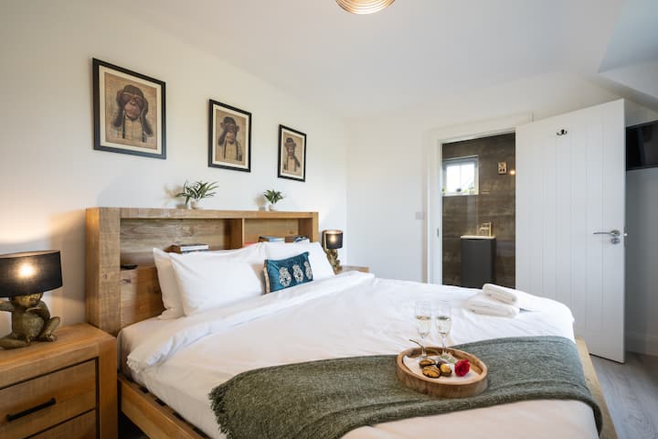 10 Best Airbnbs With Hot Tub In Fermanagh, UK - Updated 2025 | Trip101