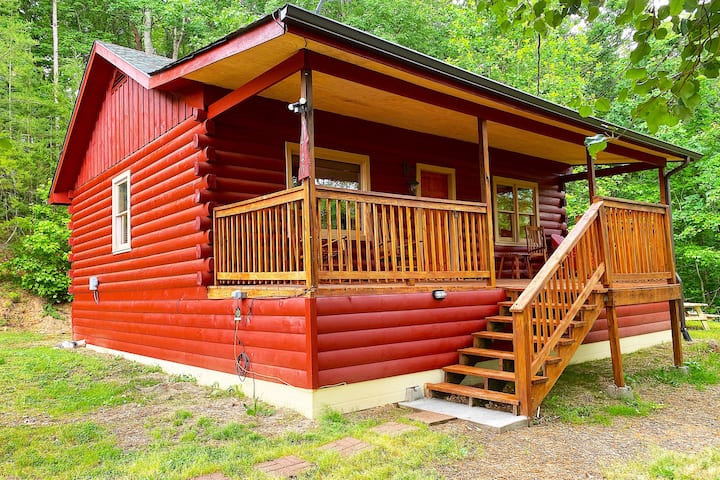 Smoky Mountain Cabin 4 Miles From Pigeon Forge - Pigeon Forge, TN