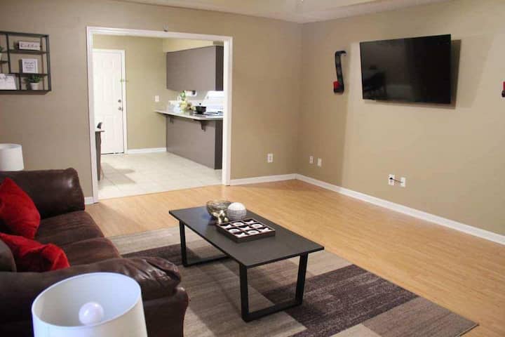 Beautiful 3 Bedroom Close To Air Force Base/mall - Warner Robins, GA