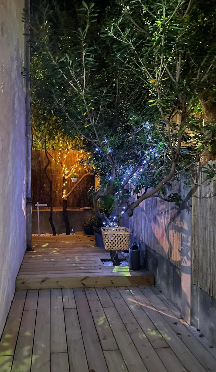 Appartement T2 Avec Extérieur à 700m Des Plages ! - Toulon