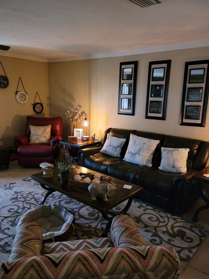 Clean And Cozy.
Not Far From The Beaches. - Panama City