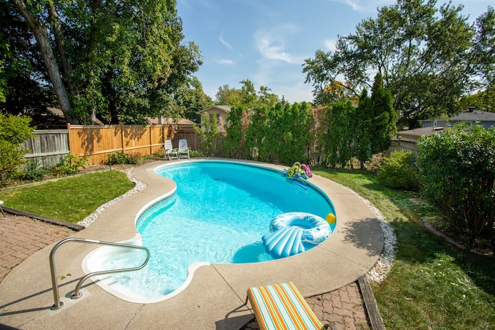 Cozy Retreat In Oakville - Oakville