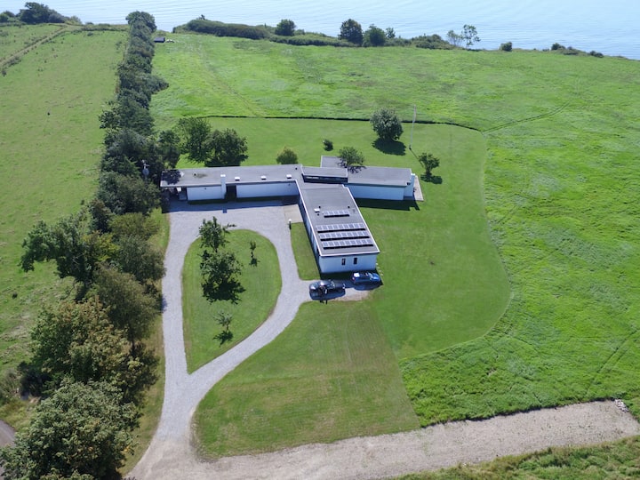 105 M2 Feriebolig Direkte Til Egen Strand Og Skov - Denmark