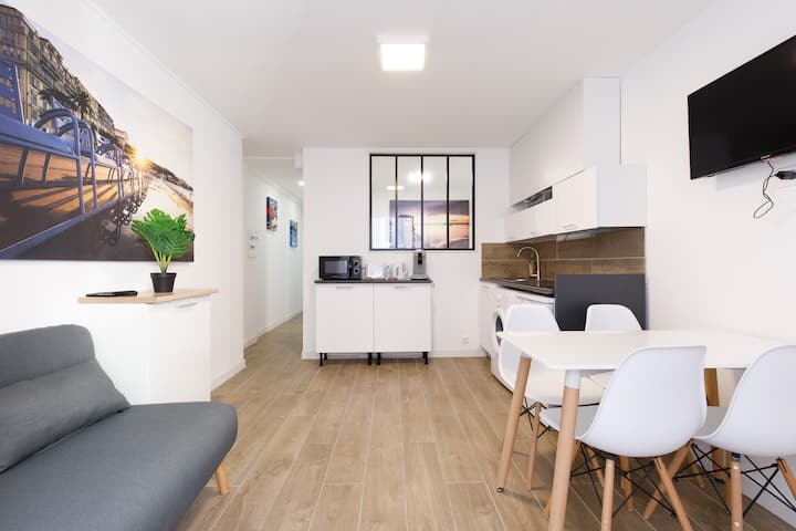 ★Cannes T2 With Balcon★ Wifi ★ Clim ★Netflix Free - Cannes