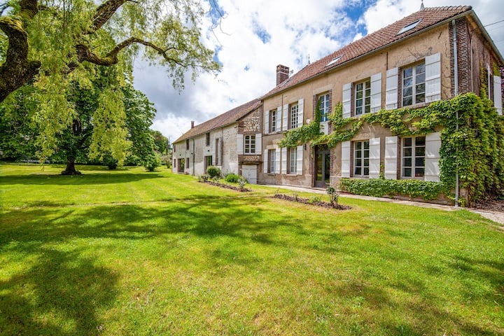 Maison De Famille - Idéal Pour 3 Familles - Yonne