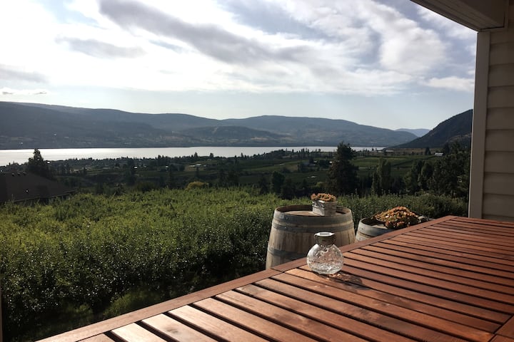 The Viewpoint Suite -Summerland Bc- Licensed - Summerland